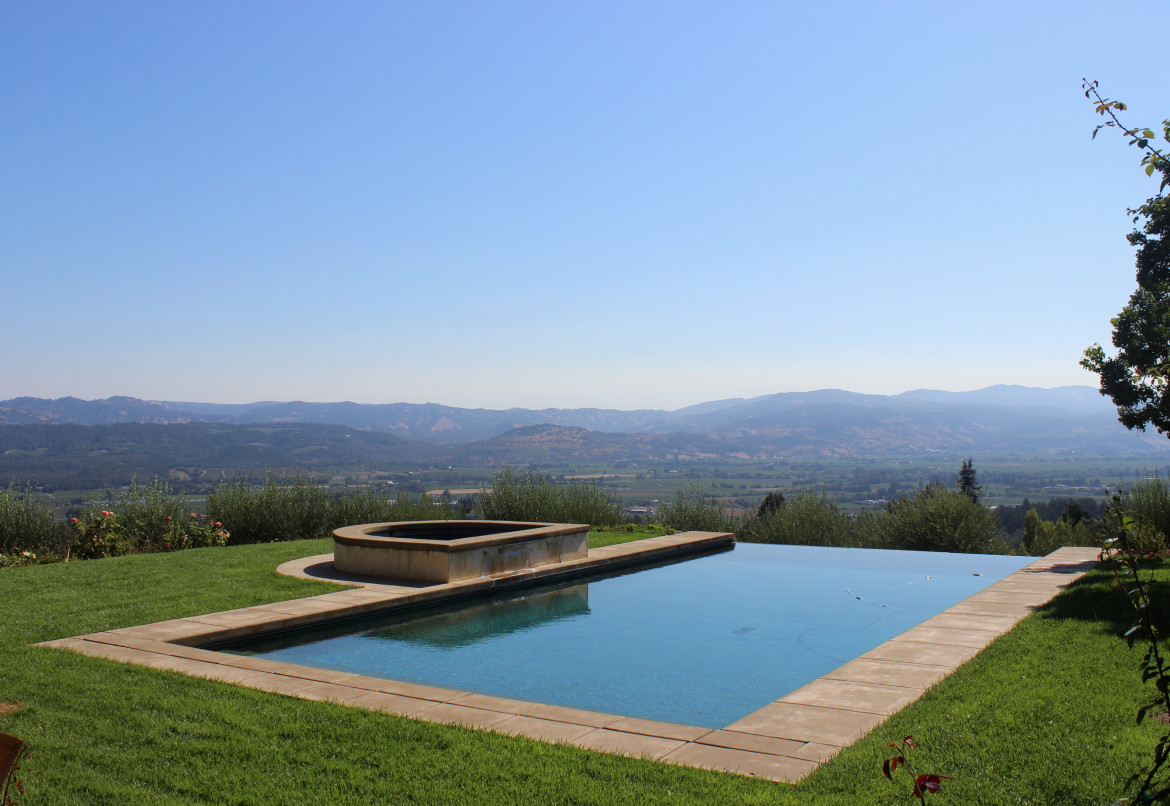 Cultivar Wine & Caspar Estate - Wander & Wine
